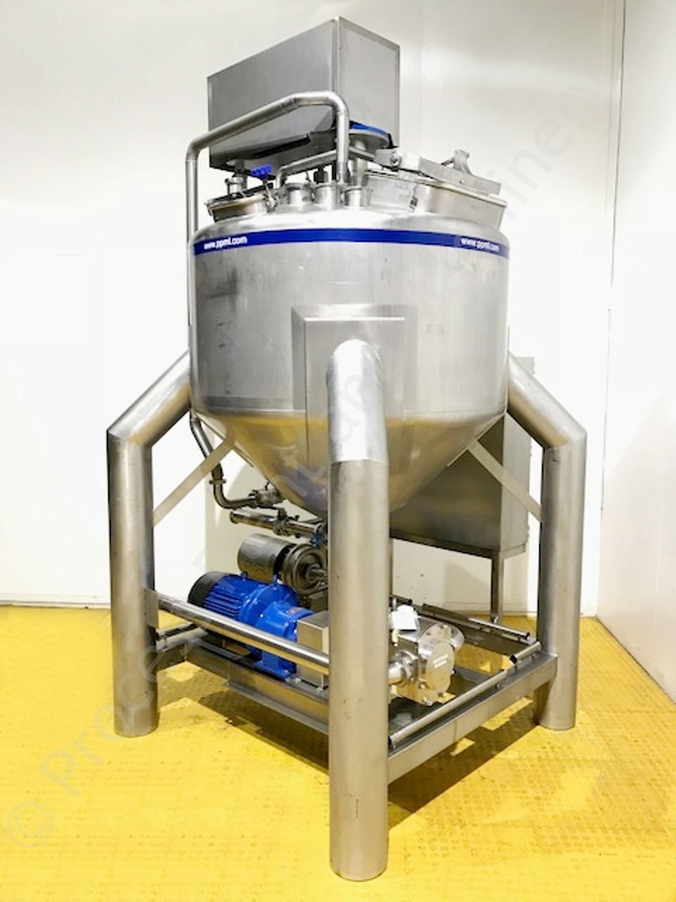 Used 1,200 Ltr Limitech Tank with Top-Mounted Full-Sweep Scraped ...