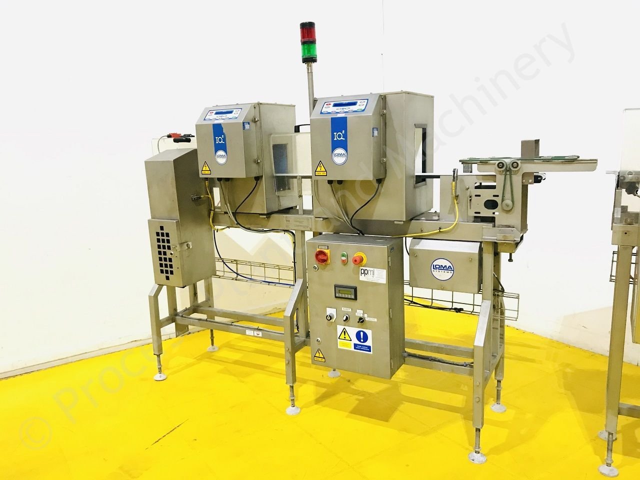 Used Loma IQ2 Twin Head Metal Detector with Reject System|PPM Ltd
